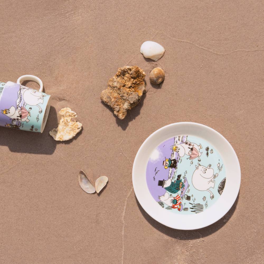 Moomin Beach Day Plate 19 cm - The Official Moomin Shop - United Kingdom