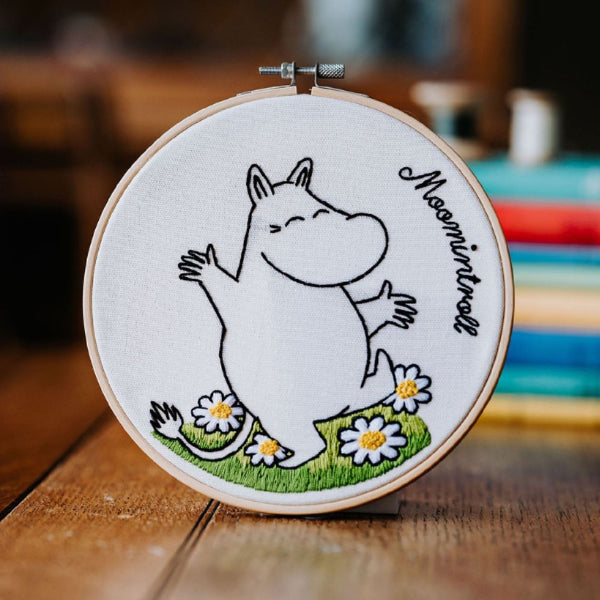 Embroidery Kit Moomintroll Dancing - The Official Moomin Shop - United ...