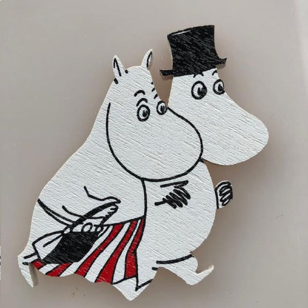 Wooden Magnet Moominmamma And Moominpappa In A Hurry - The Official ...